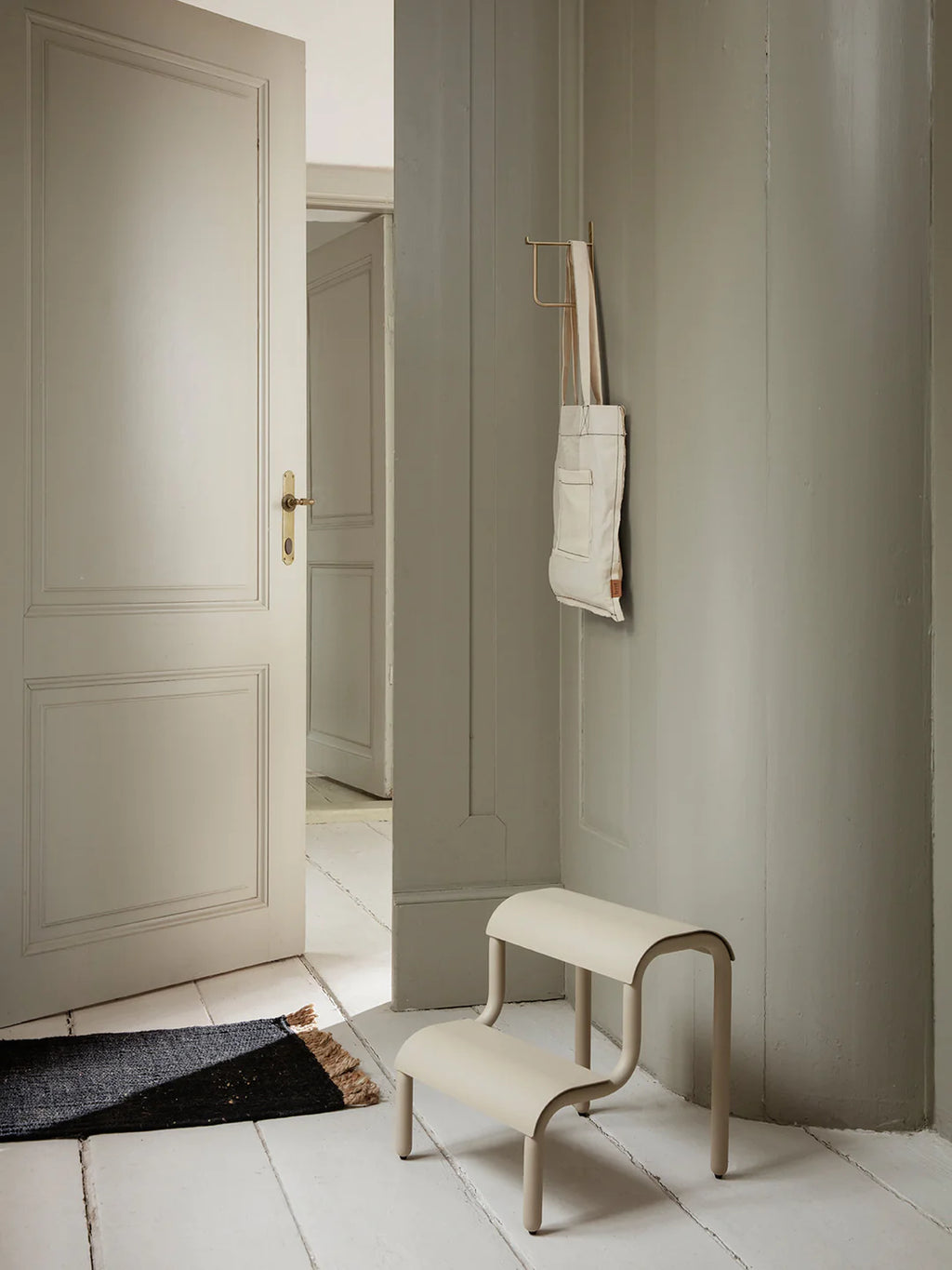 UP Step Stool – Hoxton Home